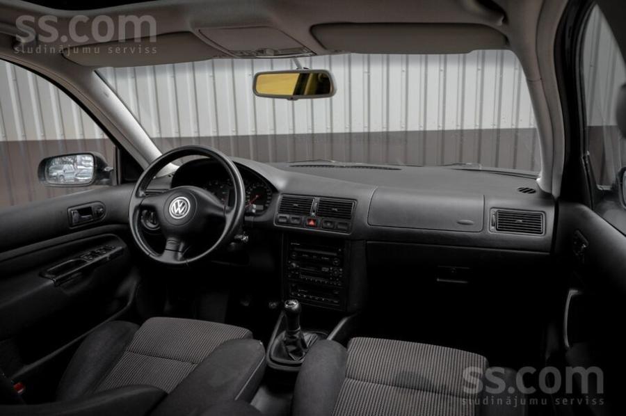 Black Volkswagen Golf 2001 in Talsi, with an engine capacity of 2.00 L and mileage of 295 thousand km for 1390 €, photo 8 on AUTOMOTO.COM.LV