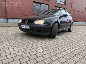 Melns Volkswagen Golf 2001 Rīga, ar dzinēja tilpumu 1.60 L un nobraukumu 345 tūkst. km par 600 €, foto 3 vietnē AUTOMOTO.COM.LV