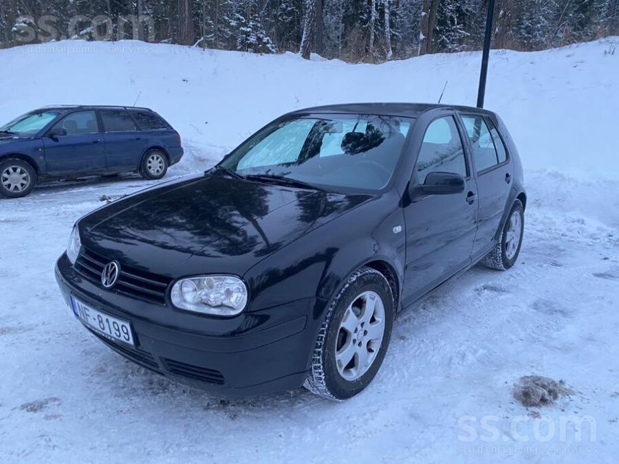 Melns Volkswagen Golf 2001 Rīga, ar dzinēja tilpumu 1.60 L un nobraukumu 345 tūkst. km par 1800 €, foto 2 vietnē AUTOMOTO.COM.LV