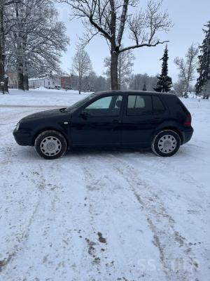 Melns Volkswagen Golf 2001 Gulbene, ar dzinēja tilpumu 1.90 L un nobraukumu 390 tūkst. km par 1350 €, foto 6 vietnē AUTOMOTO.COM.LV