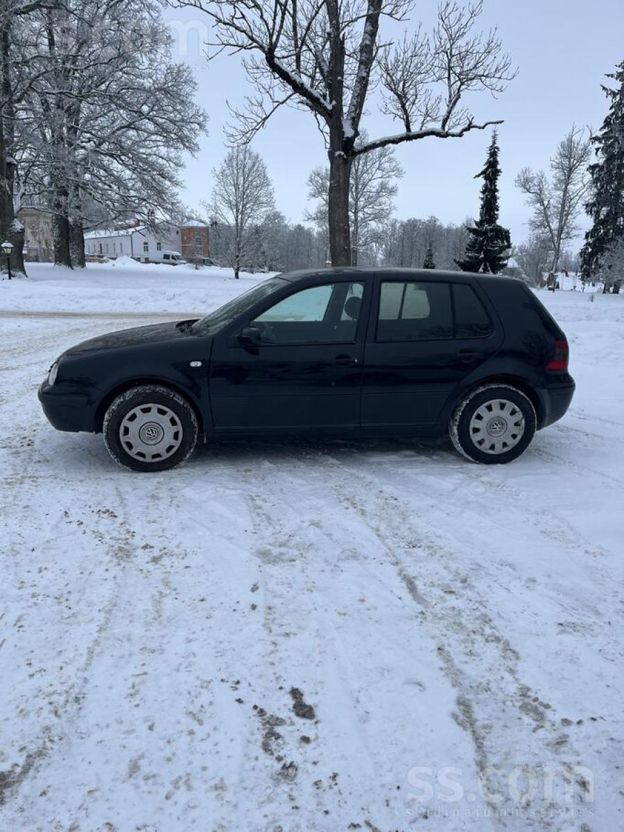 Melns Volkswagen Golf 2001 Gulbene, ar dzinēja tilpumu 1.90 L un nobraukumu 390 tūkst. km par 1350 €, foto 6 vietnē AUTOMOTO.COM.LV