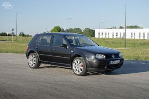 Melns Volkswagen Golf 2001 Kauņa, ar dzinēja tilpumu 1.60 L un nobraukumu 225 tūkst. km par 1400 €, foto 8 vietnē AUTOMOTO.COM.LV