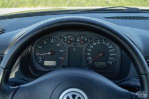Melns Volkswagen Golf 2001 Kauņa, ar dzinēja tilpumu 1.60 L un nobraukumu 225 tūkst. km par 1400 €, foto 15 vietnē AUTOMOTO.COM.LV