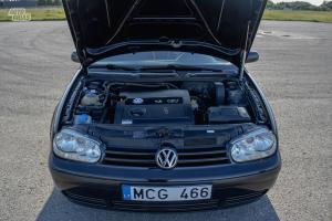 Melns Volkswagen Golf 2001 Kauņa, ar dzinēja tilpumu 1.60 L un nobraukumu 225 tūkst. km par 1400 €, foto 23 vietnē AUTOMOTO.COM.LV