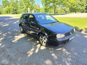 Black Volkswagen Golf 2001 in Radviliskis, with an engine capacity of 1.90 L and mileage of 334 thousand km for 1290 €, photo 3 on AUTOMOTO.COM.LV