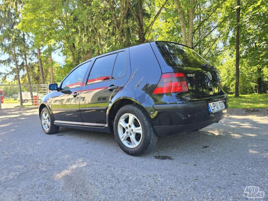 Black Volkswagen Golf 2001 in Radviliskis, with an engine capacity of 1.90 L and mileage of 334 thousand km for 1290 €, photo 9 on AUTOMOTO.COM.LV