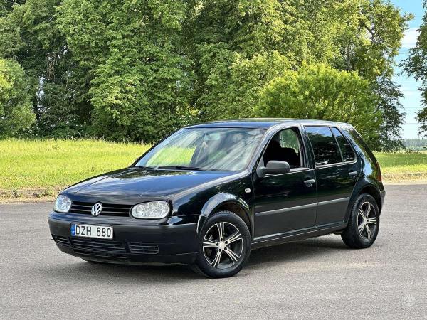 Melns Volkswagen Golf 2001 Viļņa, ar dzinēja tilpumu 1.39 L un nobraukumu 270 tūkst. km par 700 €, foto 4 vietnē AUTOMOTO.COM.LV