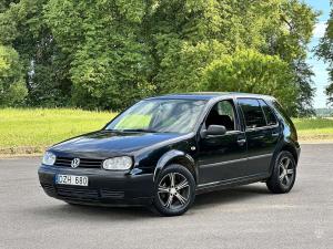 Melns Volkswagen Golf 2001 Viļņa, ar dzinēja tilpumu 1.39 L un nobraukumu 270 tūkst. km par 700 €, foto 5 vietnē AUTOMOTO.COM.LV