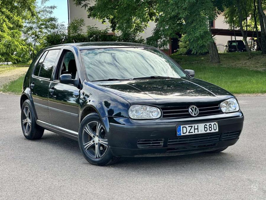 Melns Volkswagen Golf 2001 Viļņa, ar dzinēja tilpumu 1.39 L un nobraukumu 270 tūkst. km par 700 €, foto 11 vietnē AUTOMOTO.COM.LV