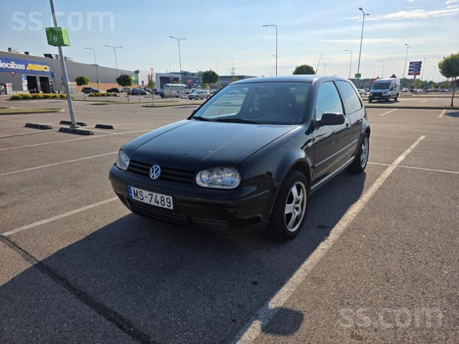 Black Volkswagen Golf 2001 in Riga, with an engine capacity of 1.90 L and mileage of 333 thousand km for 1300 €, photo 8 on AUTOMOTO.COM.LV