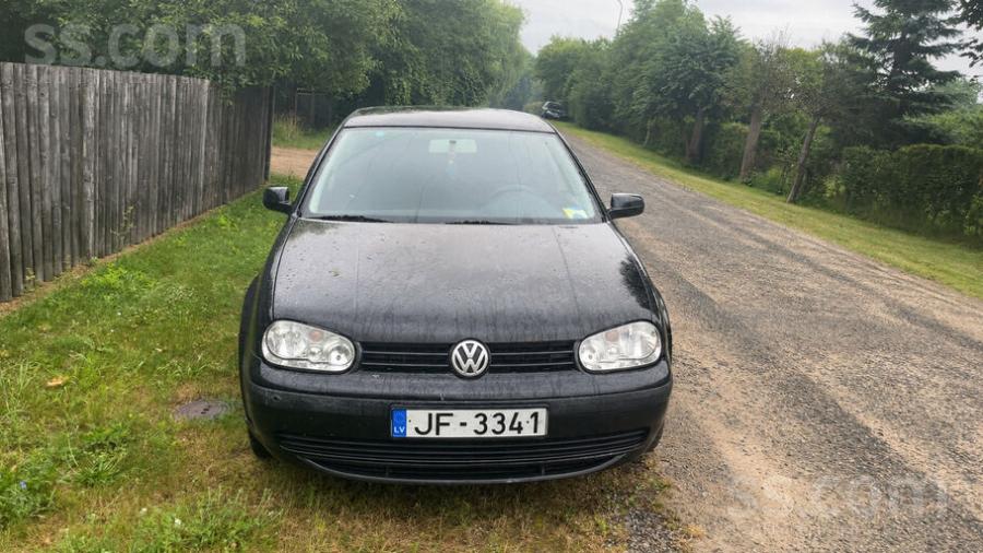 Melns Volkswagen Golf 2001 Kuldīga, ar dzinēja tilpumu 1.40 L un nobraukumu 217 tūkst. km par 1500 €, foto 1 vietnē AUTOMOTO.COM.LV
