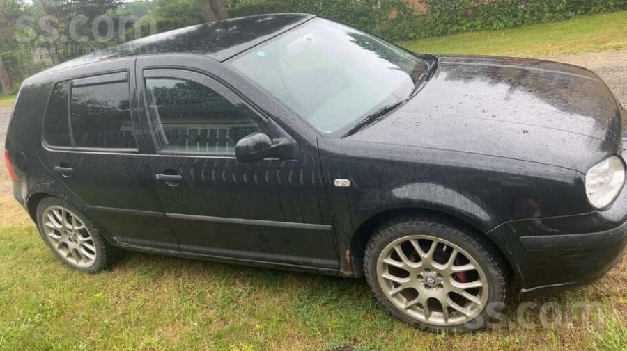 Melns Volkswagen Golf 2001 Kuldīga, ar dzinēja tilpumu 1.40 L un nobraukumu 217 tūkst. km par 1500 €, foto 8 vietnē AUTOMOTO.COM.LV