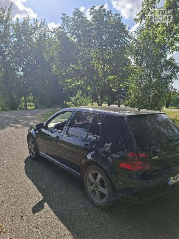 Black Volkswagen Golf 2001 in Panevezys, with an engine capacity of 1.90 L and mileage of 410 thousand km for 1000 €, photo 2 on AUTOMOTO.COM.LV