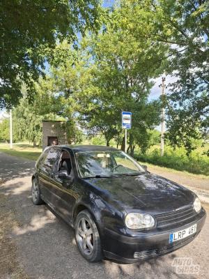 Black Volkswagen Golf 2001 in Panevezys, with an engine capacity of 1.90 L and mileage of 410 thousand km for 1000 €, photo 11 on AUTOMOTO.COM.LV