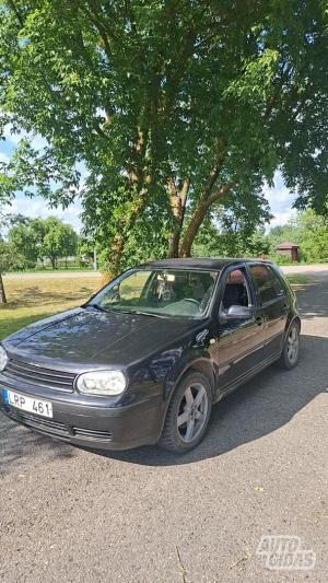 Black Volkswagen Golf 2001 in Panevezys, with an engine capacity of 1.90 L and mileage of 410 thousand km for 1000 €, photo 12 on AUTOMOTO.COM.LV