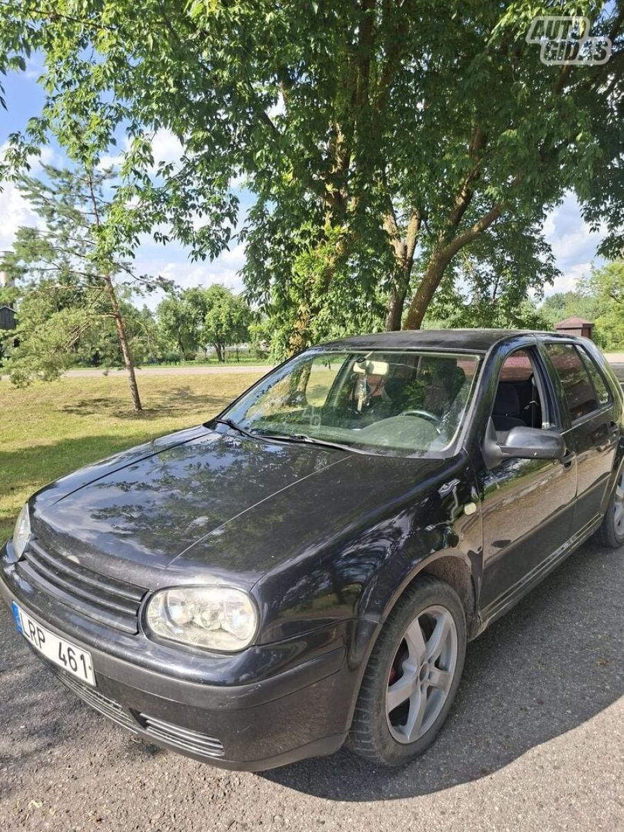 Black Volkswagen Golf 2001 in Panevezys, with an engine capacity of 1.90 L and mileage of 410 thousand km for 1000 €, photo 13 on AUTOMOTO.COM.LV