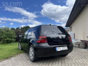 Black Volkswagen Golf 2001 in Jelgava, with an engine capacity of 1.90 L and mileage of 500 thousand km for 1300 €, photo 4 on AUTOMOTO.COM.LV