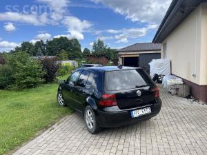 Black Volkswagen Golf 2001 in Jelgava, with an engine capacity of 1.90 L and mileage of 500 thousand km for 1300 €, photo 11 on AUTOMOTO.COM.LV
