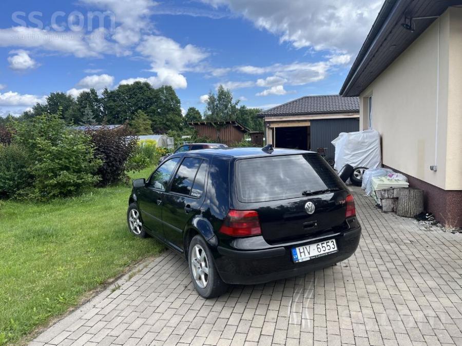 Black Volkswagen Golf 2001 in Jelgava, with an engine capacity of 1.90 L and mileage of 500 thousand km for 1300 €, photo 11 on AUTOMOTO.COM.LV