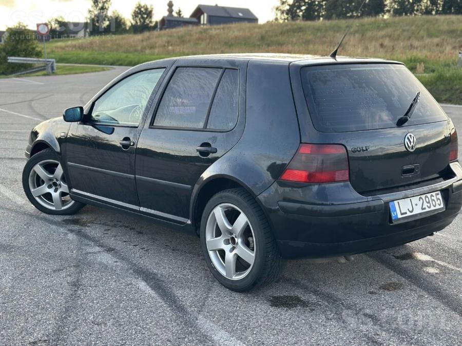 Melns Volkswagen Golf 2001 Valmiera, ar dzinēja tilpumu 1.90 L un nobraukumu 0 tūkst. km par 1550 €, foto 4 vietnē AUTOMOTO.COM.LV