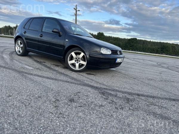 Melns Volkswagen Golf 2001 Valmiera, ar dzinēja tilpumu 1.90 L un nobraukumu 0 tūkst. km par 1550 €, foto 6 vietnē AUTOMOTO.COM.LV