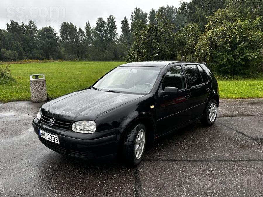 Melns Volkswagen Golf 2001 Rīga, ar dzinēja tilpumu 1.80 L un nobraukumu 0 tūkst. km par 1100 €, foto 3 vietnē AUTOMOTO.COM.LV