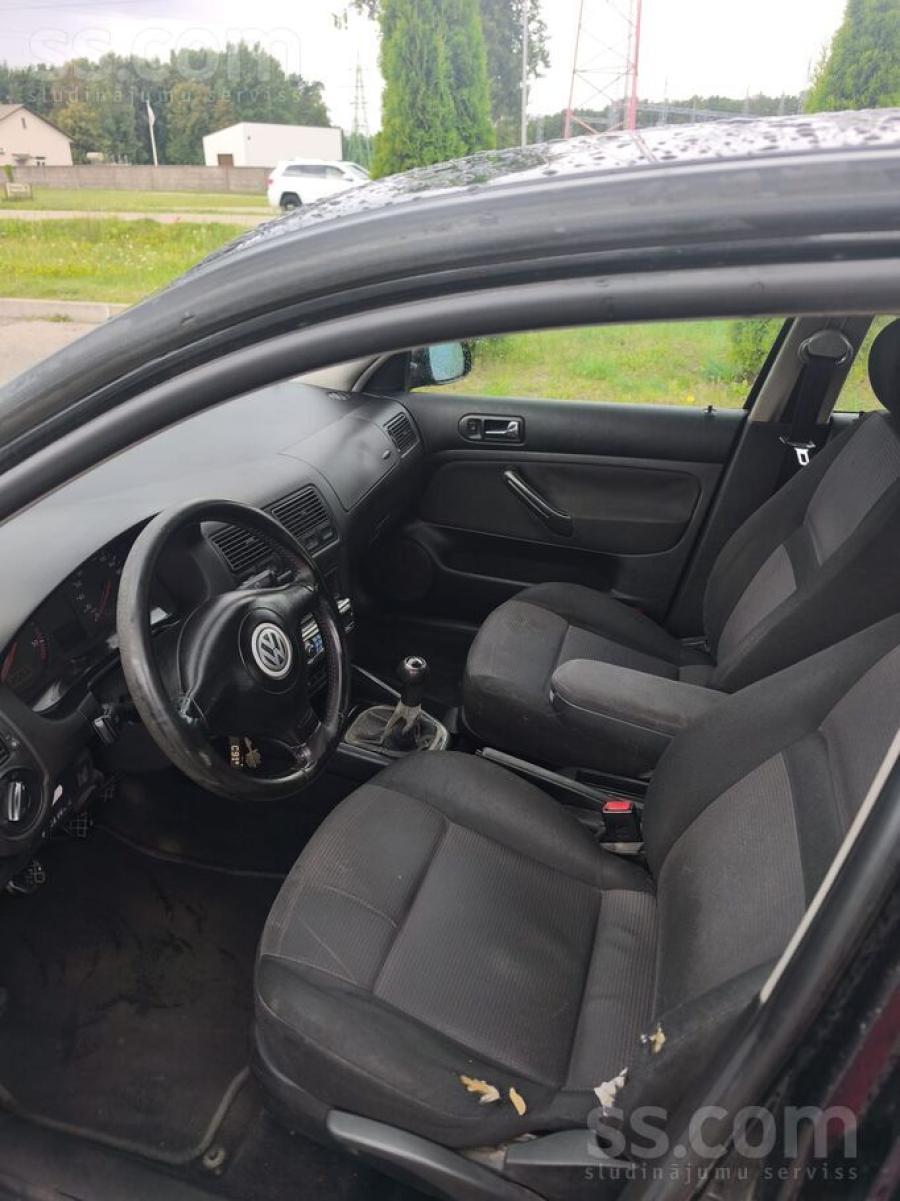 Melns Volkswagen Golf 2001 Rīga, ar dzinēja tilpumu 1.90 L un nobraukumu 366 tūkst. km par 750 €, foto 5 vietnē AUTOMOTO.COM.LV
