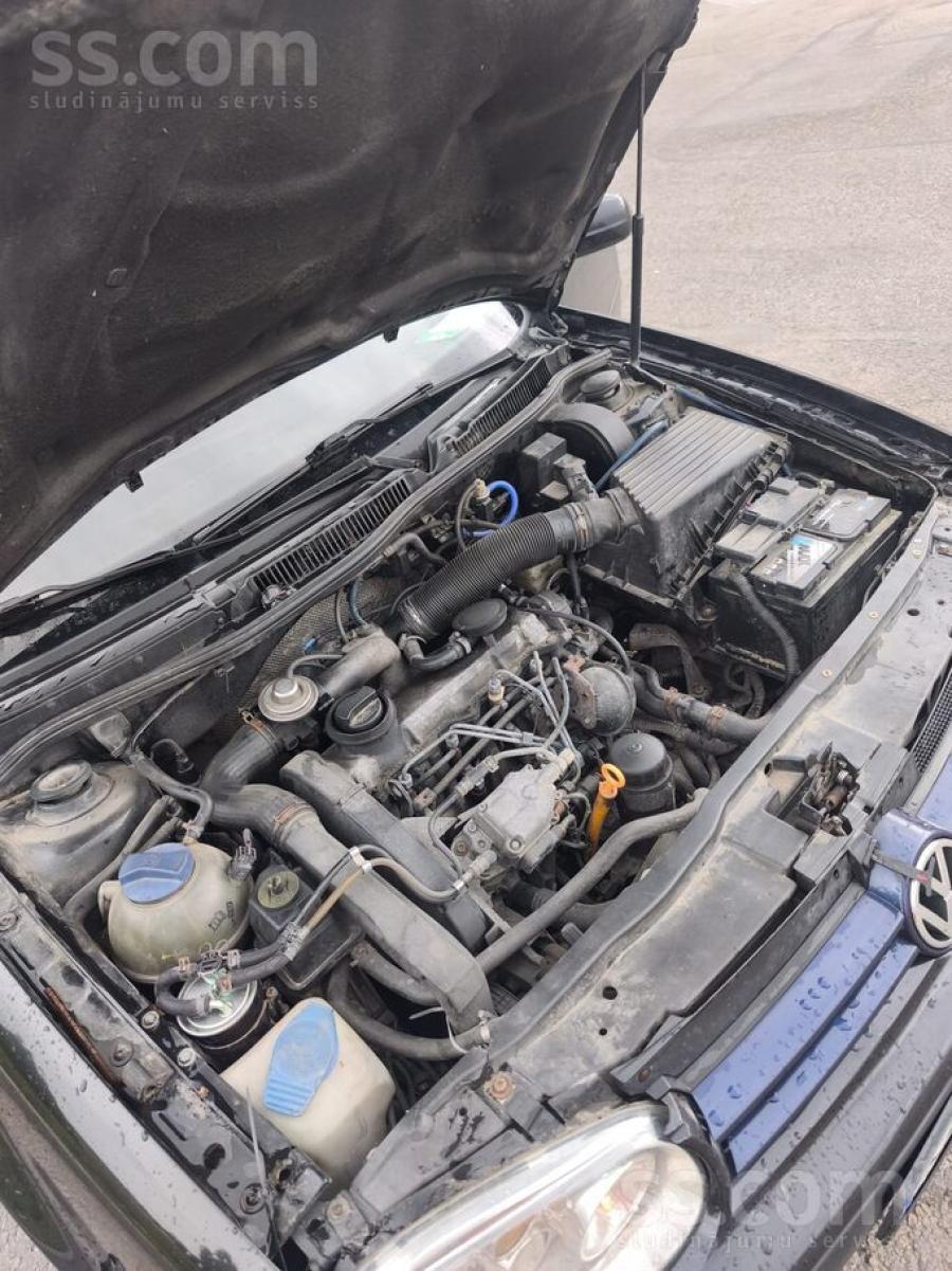 Melns Volkswagen Golf 2001 Rīga, ar dzinēja tilpumu 1.90 L un nobraukumu 366 tūkst. km par 750 €, foto 7 vietnē AUTOMOTO.COM.LV