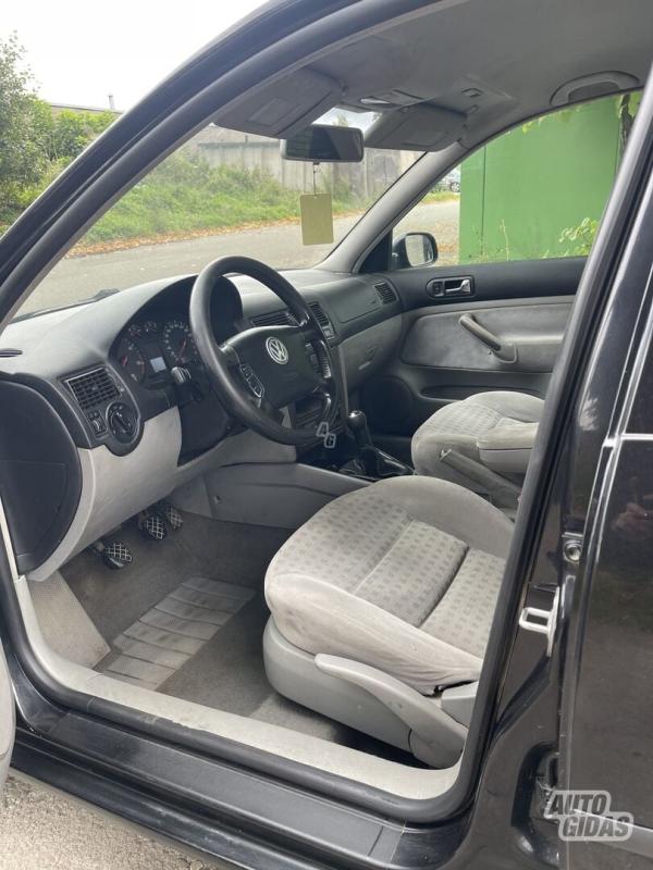 Black Volkswagen Golf 2001 in Klaipeda, with an engine capacity of 1.90 L and mileage of 261 thousand km for 800 €, photo 9 on AUTOMOTO.COM.LV