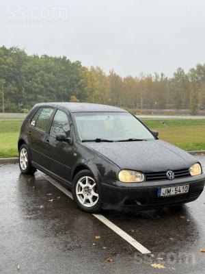Черный Фольксваген Гольф 2001 в Алуксне, объемом двигателя 1.90 л и пробегом 402 тыс. км за 980 €, фото 5 на AUTOMOTO.COM.LV