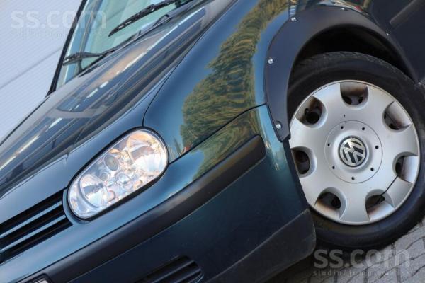 Melns Volkswagen Golf 2001 Rīga, ar dzinēja tilpumu 2.00 L un nobraukumu 117 tūkst. km par 2495 €, foto 3 vietnē AUTOMOTO.COM.LV