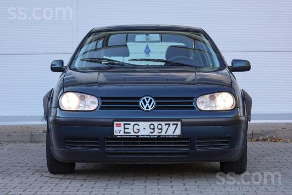 Melns Volkswagen Golf 2001 Rīga, ar dzinēja tilpumu 2.00 L un nobraukumu 117 tūkst. km par 2495 €, foto 4 vietnē AUTOMOTO.COM.LV