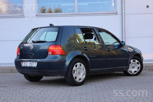 Melns Volkswagen Golf 2001 Rīga, ar dzinēja tilpumu 2.00 L un nobraukumu 117 tūkst. km par 2495 €, foto 8 vietnē AUTOMOTO.COM.LV
