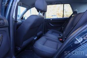 Black Volkswagen Golf 2001 in Riga, with an engine capacity of 2.00 L and mileage of 117 thousand km for 2495 €, photo 12 on AUTOMOTO.COM.LV