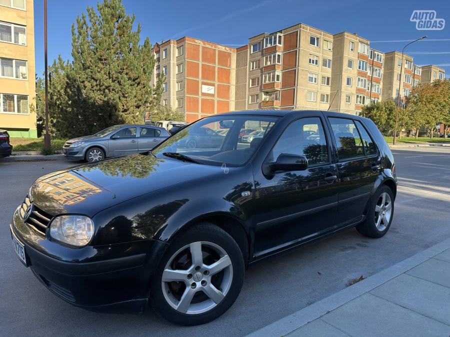 Черный Фольксваген Гольф 2001 в Шяуляй, объемом двигателя 1.90 л и пробегом 440 тыс. км за 1100 €, фото 3 на AUTOMOTO.COM.LV