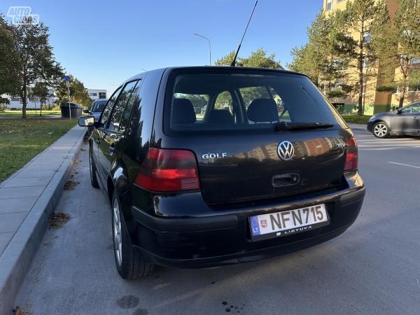 Black Volkswagen Golf 2001 in Siauliai, with an engine capacity of 1.90 L and mileage of 440 thousand km for 1100 €, photo 5 on AUTOMOTO.COM.LV