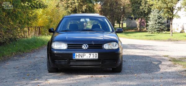 Black Volkswagen Golf 2001 in Raseiniai, with an engine capacity of 1.90 L and mileage of 237 thousand km for 1300 €, photo 3 on AUTOMOTO.COM.LV