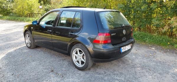 Black Volkswagen Golf 2001 in Raseiniai, with an engine capacity of 1.90 L and mileage of 237 thousand km for 1300 €, photo 7 on AUTOMOTO.COM.LV