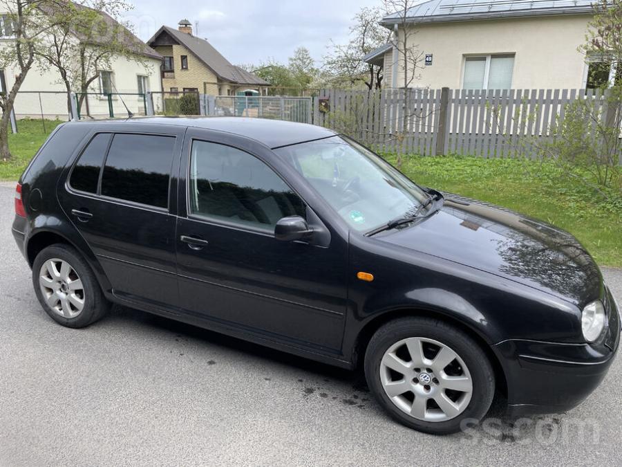 Melns Volkswagen Golf 2002 Rīga, ar dzinēja tilpumu 1.90 L un nobraukumu 345 tūkst. km par 2390 €, foto 4 vietnē AUTOMOTO.COM.LV