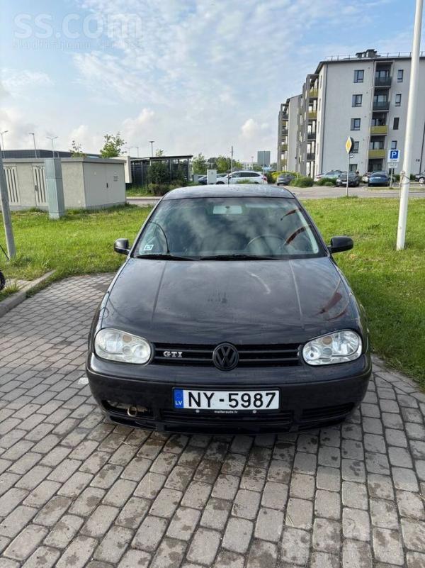 Black Volkswagen Golf 2002 in Riga, with an engine capacity of 1.90 L and mileage of 360 thousand km for 1850 €, photo 1 on AUTOMOTO.COM.LV