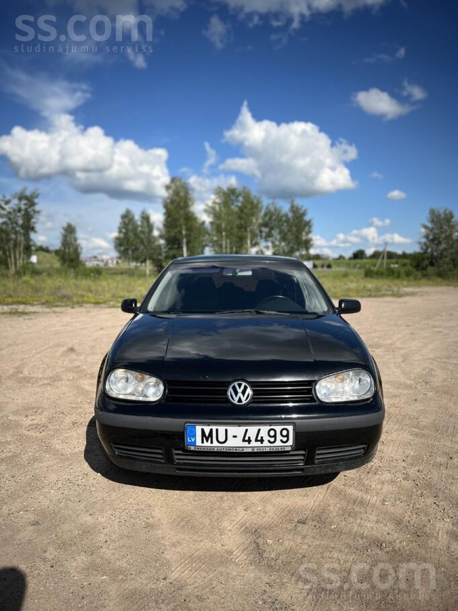 Black Volkswagen Golf 2002 in Daugavpils, with an engine capacity of 1.90 L and mileage of 407 thousand km for 1200 €, photo 2 on AUTOMOTO.COM.LV