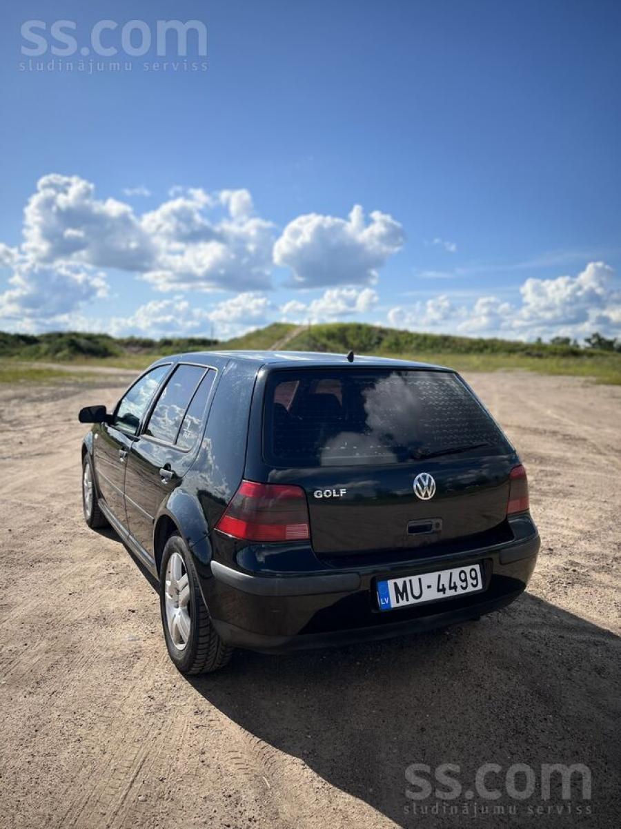Black Volkswagen Golf 2002 in Daugavpils, with an engine capacity of 1.90 L and mileage of 407 thousand km for 1200 €, photo 5 on AUTOMOTO.COM.LV