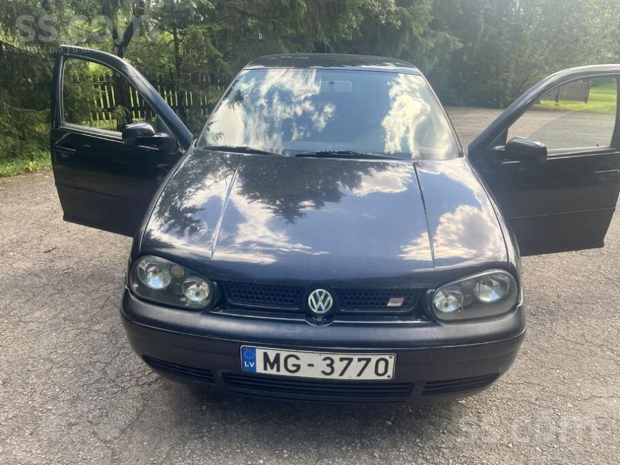 Melns Volkswagen Golf 2002 Aizkraukle, ar dzinēja tilpumu 1.90 L un nobraukumu 350 tūkst. km par 900 €, foto 2 vietnē AUTOMOTO.COM.LV