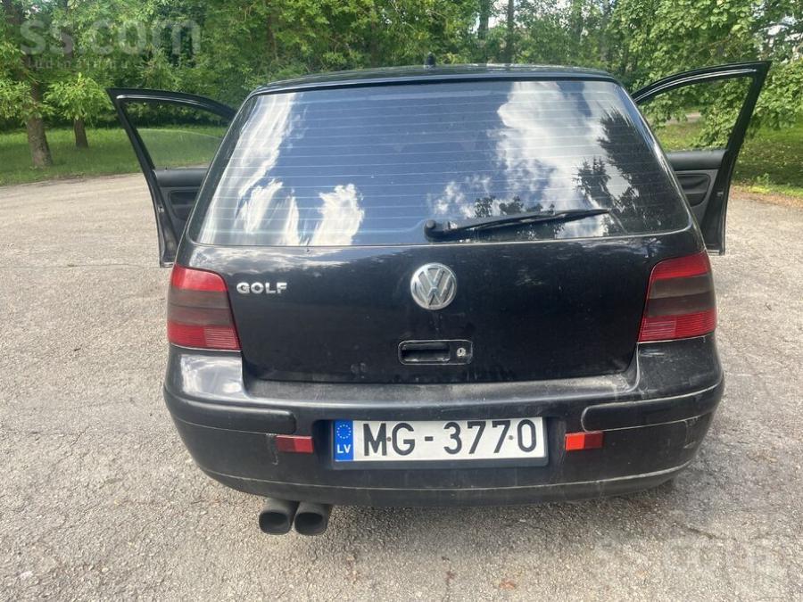 Melns Volkswagen Golf 2002 Aizkraukle, ar dzinēja tilpumu 1.90 L un nobraukumu 350 tūkst. km par 900 €, foto 3 vietnē AUTOMOTO.COM.LV