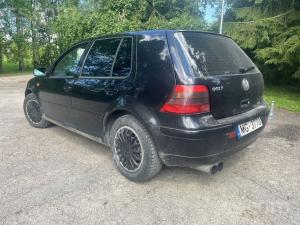 Melns Volkswagen Golf 2002 Aizkraukle, ar dzinēja tilpumu 1.90 L un nobraukumu 350 tūkst. km par 900 €, foto 8 vietnē AUTOMOTO.COM.LV