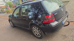 Melns Volkswagen Golf 2002 Marijampole, ar dzinēja tilpumu 1.90 L un nobraukumu 250 tūkst. km par 2200 €, foto 4 vietnē AUTOMOTO.COM.LV