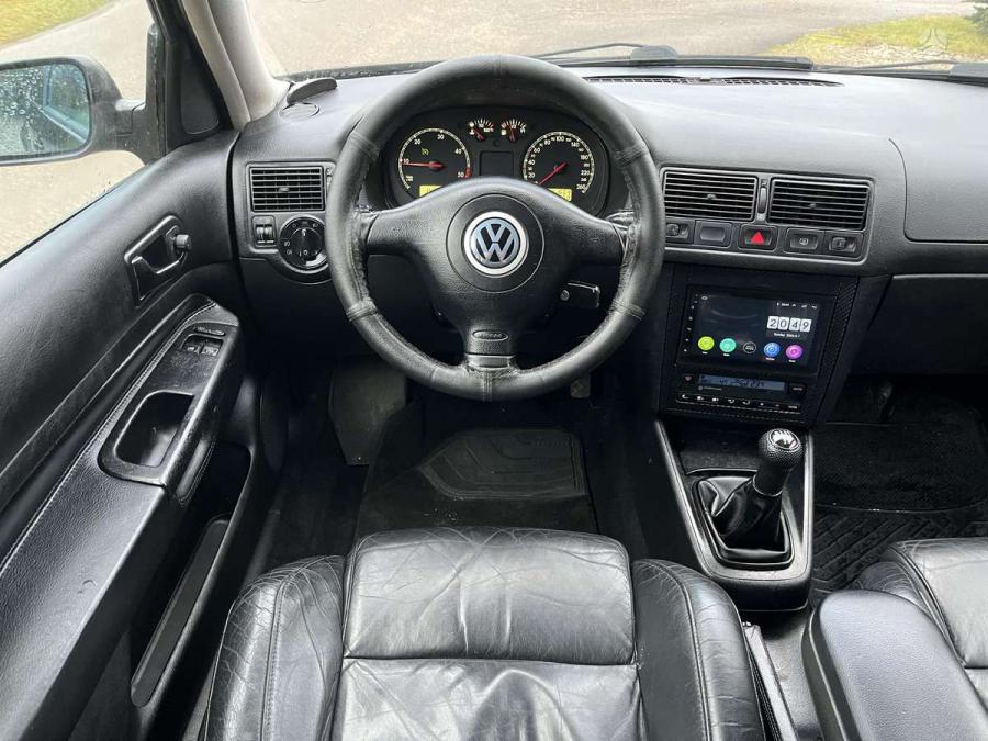 Black Volkswagen Golf 2002 in Panevezys, with an engine capacity of 1.90 L and mileage of 510 thousand km for 1450 €, photo 20 on AUTOMOTO.COM.LV