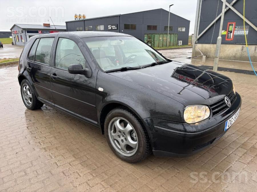 Melns Volkswagen Golf 2002 Dobele, ar dzinēja tilpumu 1.90 L un nobraukumu 412 tūkst. km par 1500 €, foto 1 vietnē AUTOMOTO.COM.LV