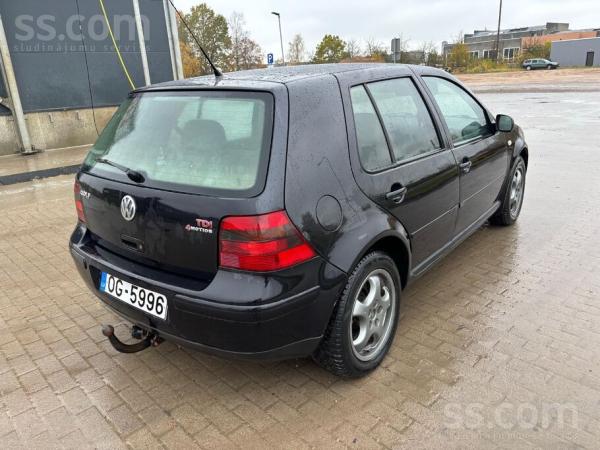 Melns Volkswagen Golf 2002 Dobele, ar dzinēja tilpumu 1.90 L un nobraukumu 412 tūkst. km par 1500 €, foto 2 vietnē AUTOMOTO.COM.LV