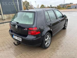 Melns Volkswagen Golf 2002 Dobele, ar dzinēja tilpumu 1.90 L un nobraukumu 412 tūkst. km par 1500 €, foto 2 vietnē AUTOMOTO.COM.LV